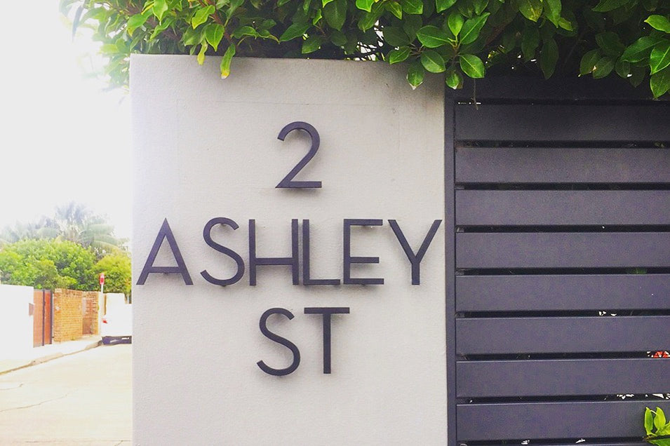 Custom Made Address Signs, Personalized Plaques, and Numbers