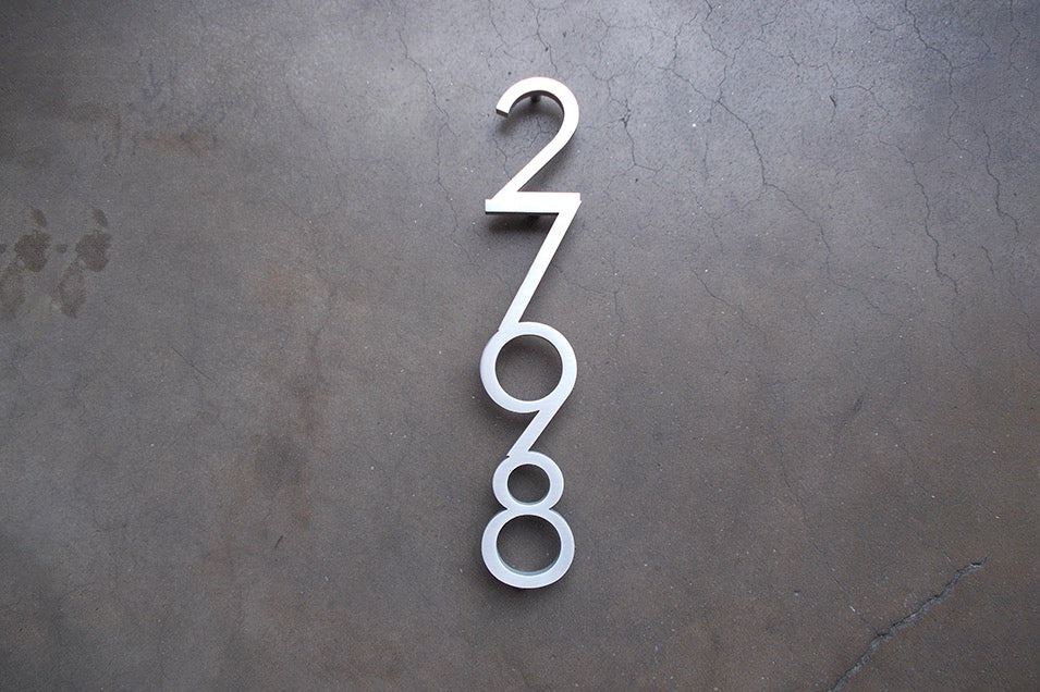 Custom Made Address Signs, Personalized Plaques, and Numbers